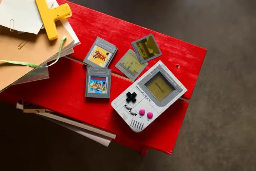 LEGO® Super Mario 72046 Game Boy™ | Důmkostek.sk